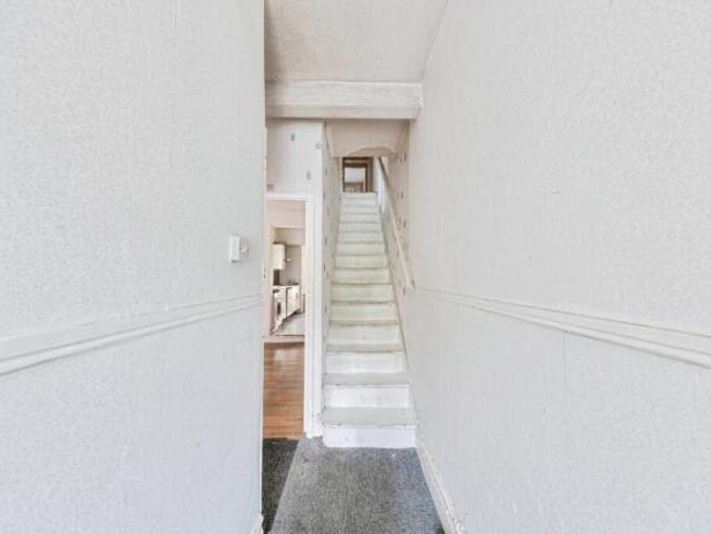 3 bedroom terraced house for sale in Spencer Bridge Road, Northampton, NN5