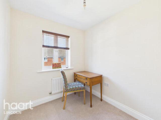 3 bedroom terraced house for sale in Spire Close, Lincoln, LN1
