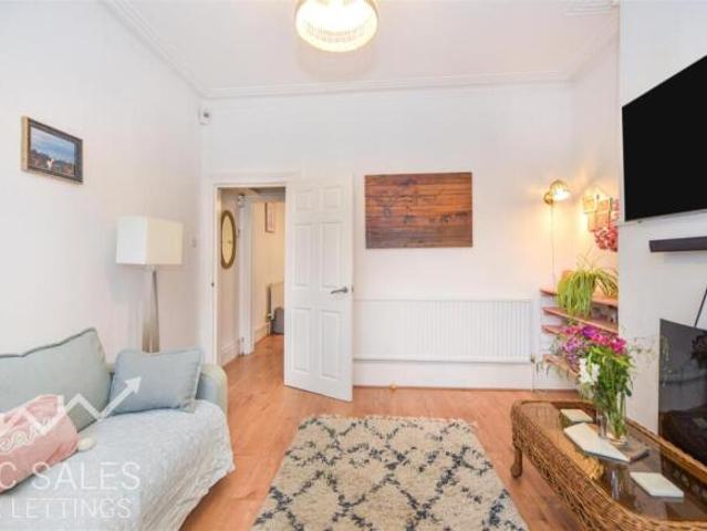 3 bedroom terraced house for sale in Spooner Road, Sheffield, S10