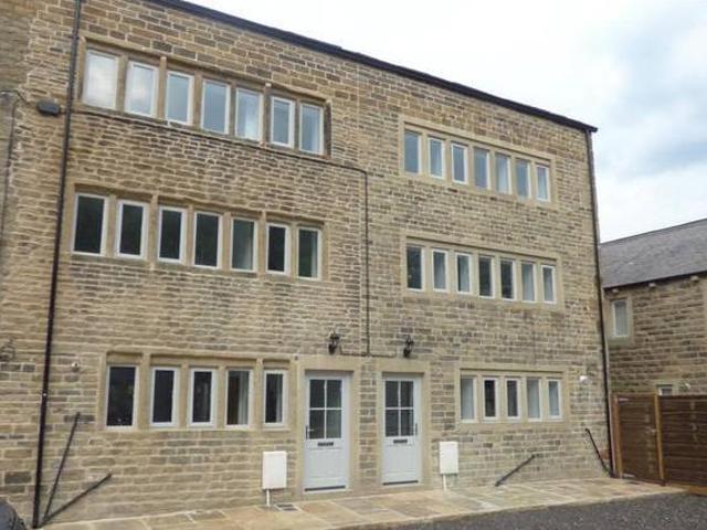 3 bedroom terraced house for sale in St Annes Square Delph Saddleworth OL3 OL3