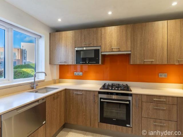 3 bedroom terraced house for sale in St. Aubyns Mead, Rottingdean, BN2