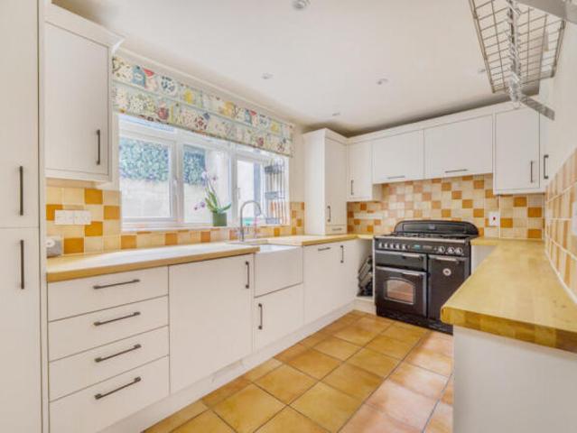 3 bedroom terraced house for sale in St. Johns Hill, Reading, Berkshire, RG1