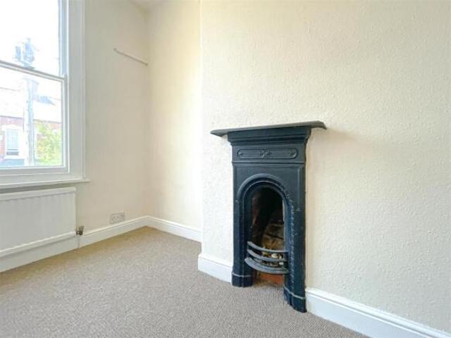 3 bedroom terraced house for sale in St. Leonards Road, Leicester, LE2