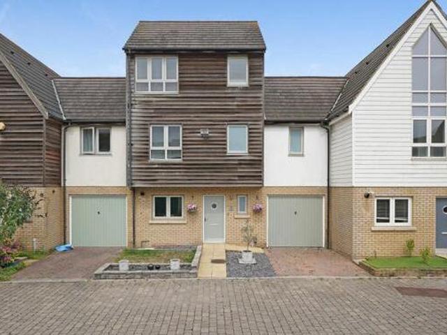 3 Bedroom Terraced House For Sale In St. Marys Island