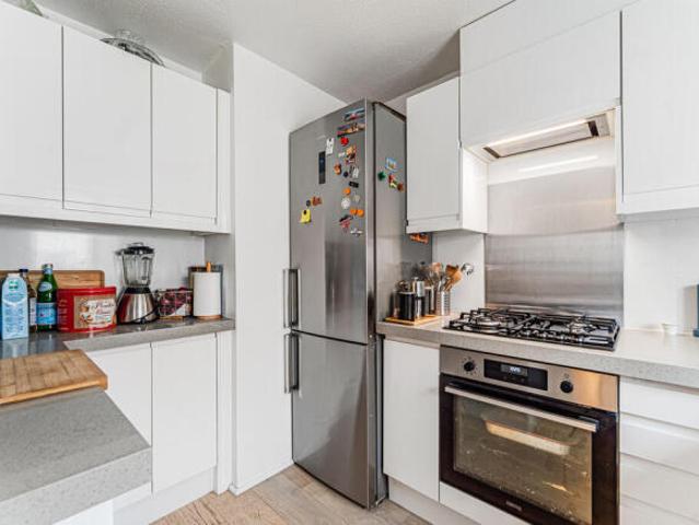 3 bedroom terraced house for sale in St. Pauls Close, London, W5