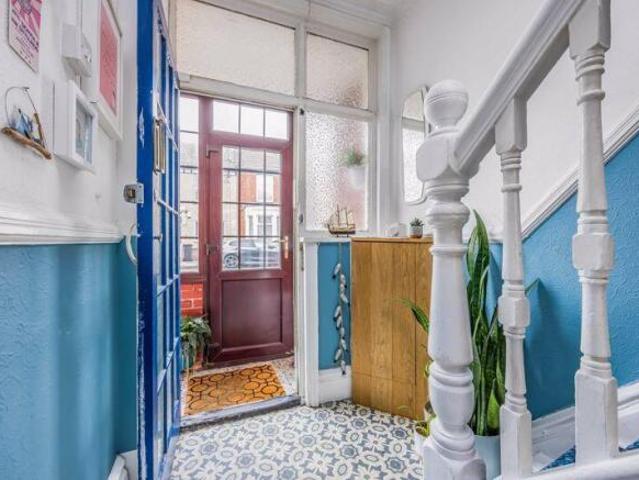3 bedroom terraced house for sale in Stamshaw Road, Portsmouth, PO2