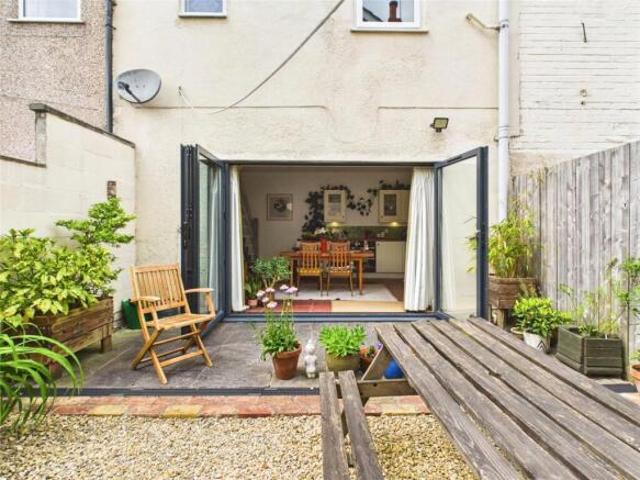3 bedroom terraced house for sale in Stanbury Road, Bristol, BS3