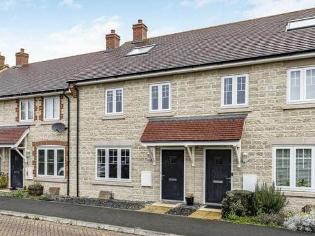 3 Bedroom Terraced House For Sale In Stanford In The Vale