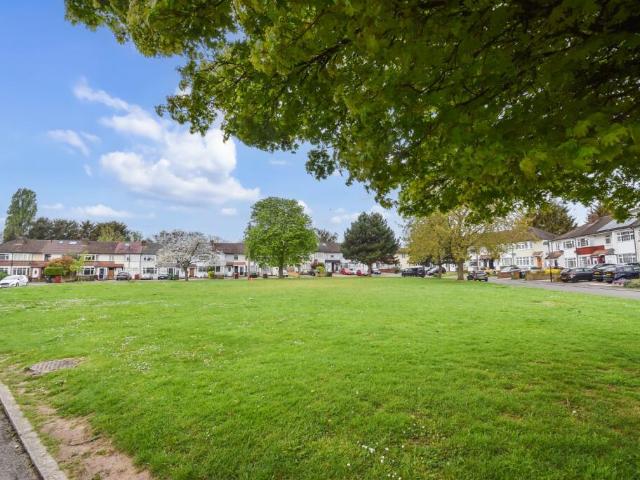 3 bedroom terraced house for sale in Stanhope Road, Near Burnham, Berkshire, SL1