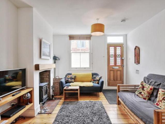 3 bedroom terraced house for sale in Stockwell Street, Cambridge, CB1