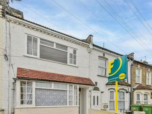 3 Bedroom Terraced House For Sale In Stratford, London