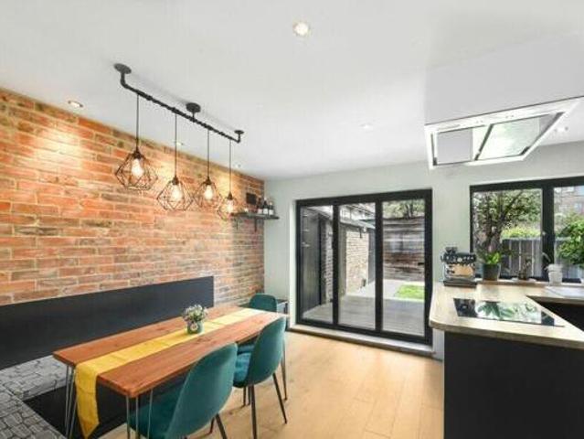 3 Bedroom Terraced House For Sale In Stratford, London
