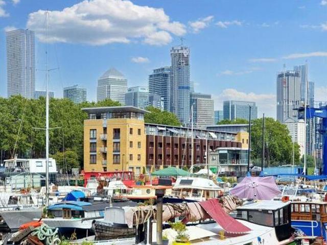 3 Bedroom Terraced House For Sale In Surrey Docks
