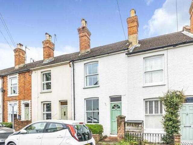 3 Bedroom Terraced House For Sale In Surrey