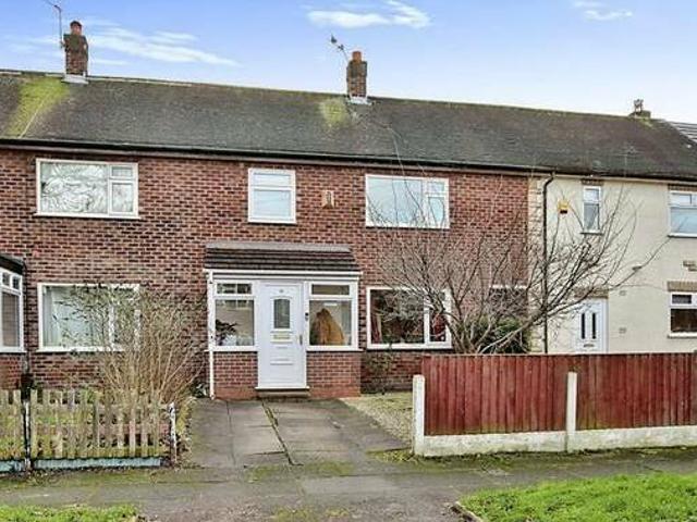 3 bedroom terraced house for sale in Swalecliff Avenue Manchester M23