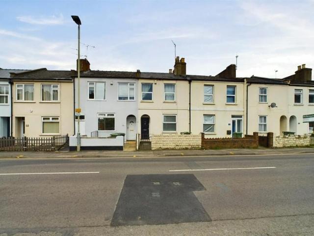 3 bedroom terraced house for sale in Swindon Road, Cheltenham.