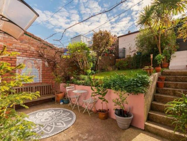 3 bedroom terraced house for sale in Sylvia Avenue, Knowle, BS3