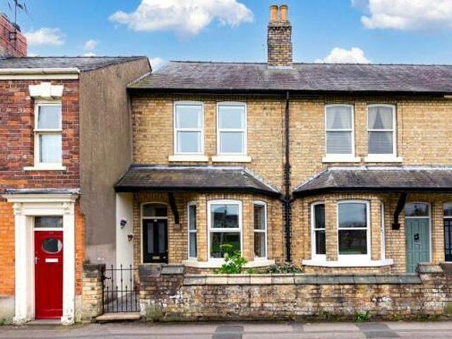 3 Bedroom Terraced House For Sale In Pocklington, York