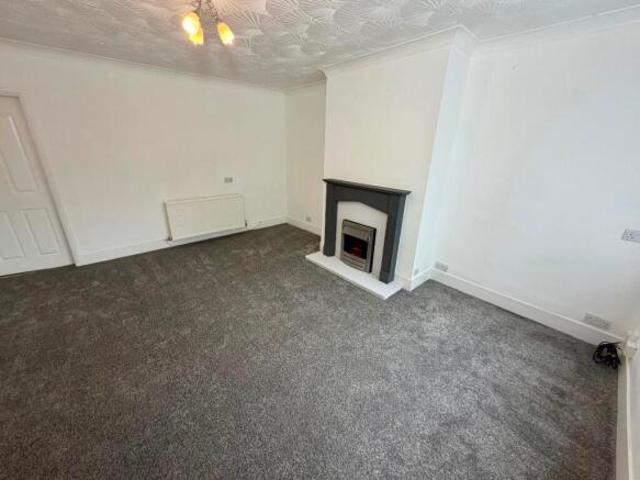 3 bedroom terraced house for sale in Poplars Avenue, Warrington, WA2