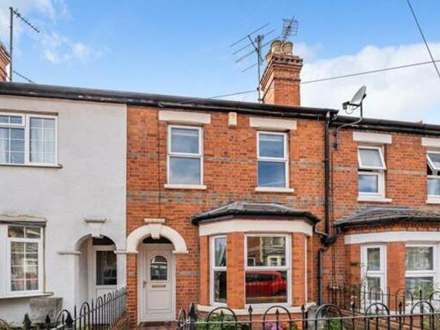 3 Bedroom Terraced House For Sale In Popular Location Within 1/2 Mile Of Town Centre