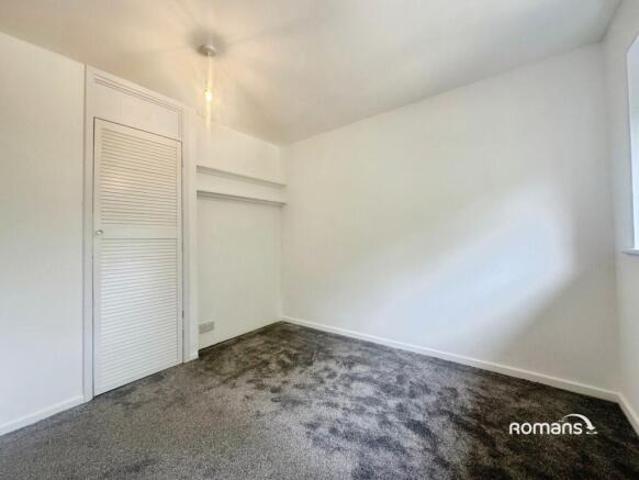 3 bedroom terraced house for sale in Porter Road, Basingstoke, Hampshire, RG22