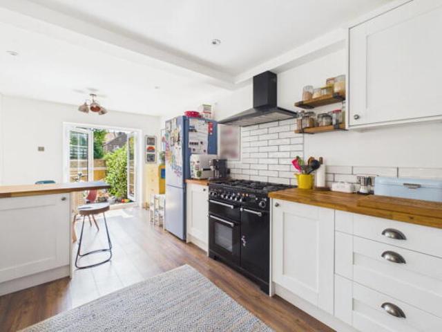 3 bedroom terraced house for sale in Pavilion Road, Worthing, BN14 7EG, BN14