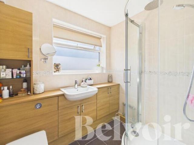 3 bedroom terraced house for sale in Paddock Road, Basingstoke, RG22