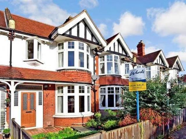3 bedroom terraced house for sale in Park Avenue Maidstone Kent ME14