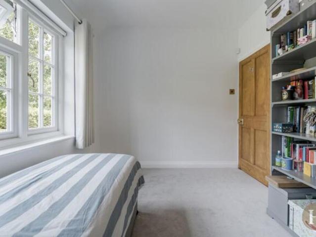 3 bedroom terraced house for sale in Park Edge, Birmingham, B17