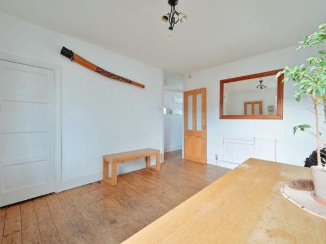 3 bedroom terraced house for sale in Parker Street, Watford, WD24