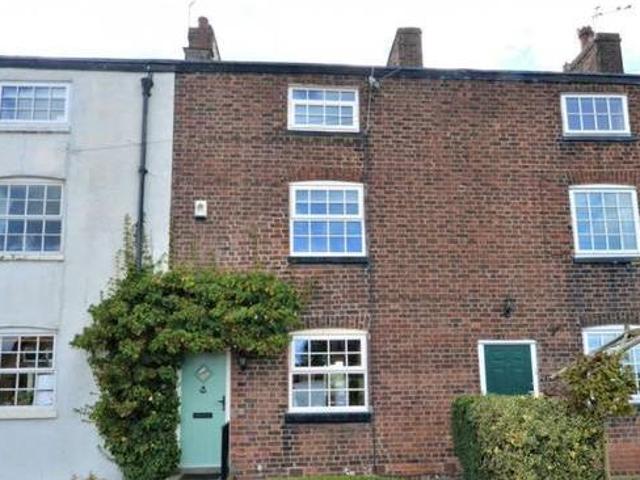 3 bedroom terraced house for sale in Parkside Lane Mellor SK6
