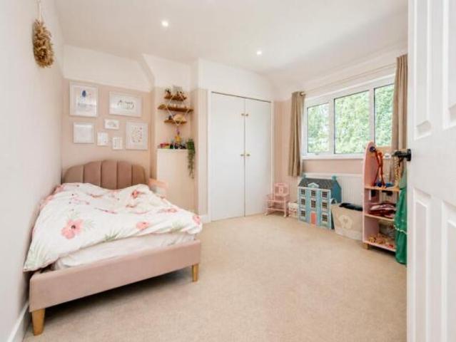 3 bedroom terraced house for sale in Peters Avenue, London Colney, St. Albans, AL2
