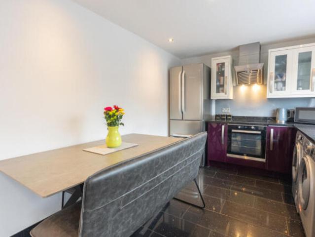 3 bedroom terraced house for sale in Pembroke, East Kilbride, G74