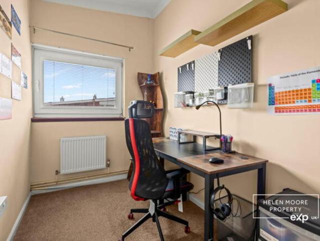 3 bedroom terraced house for sale in Pentland Close, Plymouth, Devon, PL6