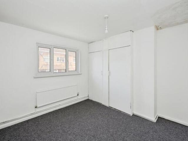 3 bedroom terraced house for sale in Pentremalwed Road, Morriston, Swansea, SA6