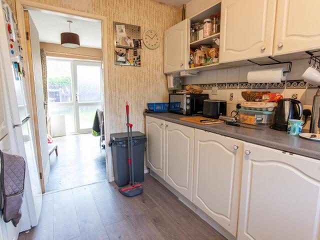 3 bedroom terraced house for sale in Peppercorn Gardens, Nottingham, City, NG8