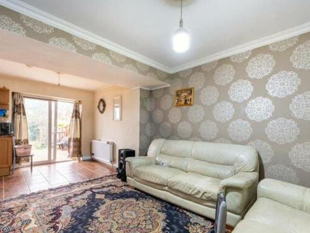 3 Bedroom Terraced House For Sale In Perivale, Greenford