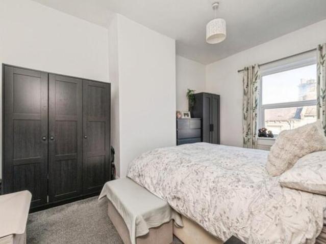 3 bedroom terraced house for sale in Pickford Street, Milnsbridge, Huddersfield, West Yorkshire, HD3