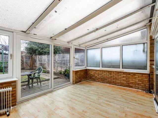 3 bedroom terraced house for sale in Pinewood Close, St. Albans, Hertfordshire, AL4