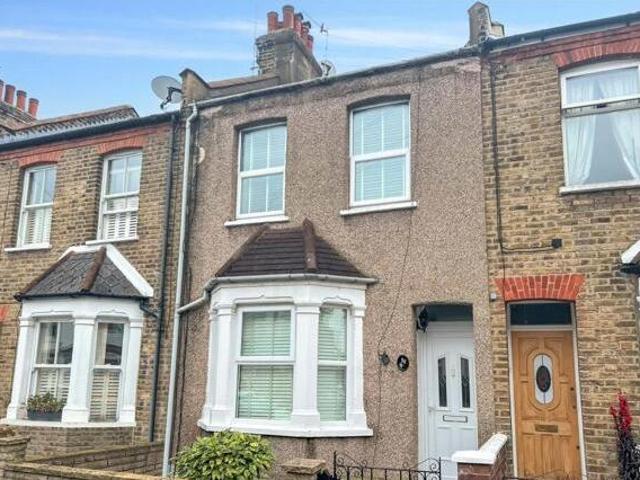 3 Bedroom Terraced House For Sale In Plumstead Common, London