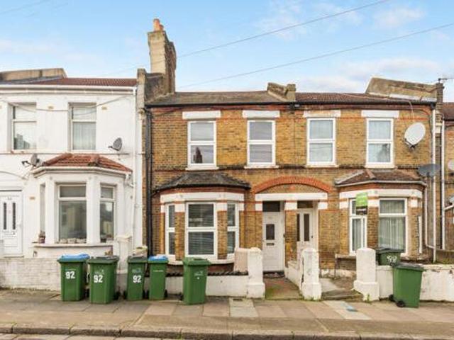 3 Bedroom Terraced House For Sale In Plumstead, London