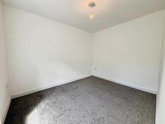 3 bedroom terraced house for sale in Pleasant Street, Bradford, BD7 3ES, BD7