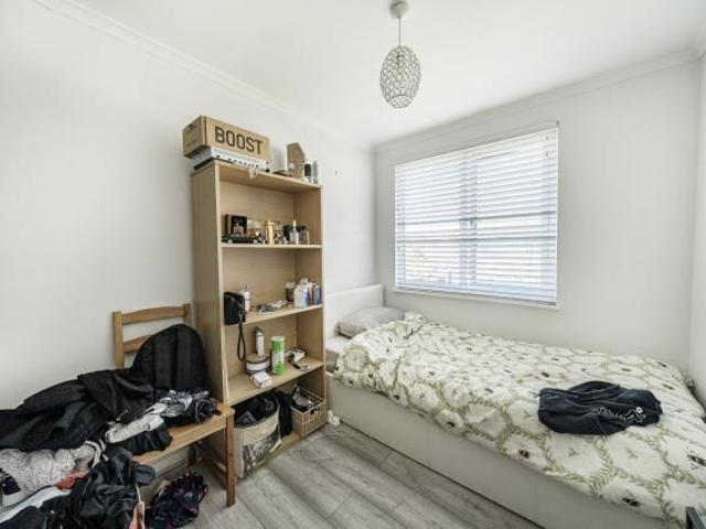 3 bedroom terraced house for sale in Prunus Close, Oxford, OX4