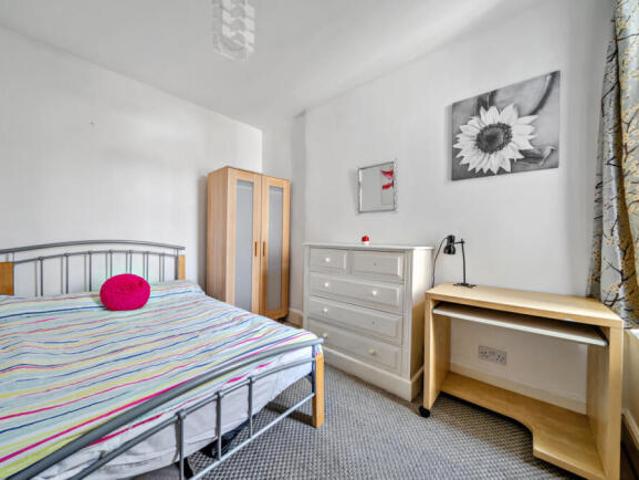 3 bedroom terraced house for sale in Pretoria Road, Southsea, Hampshire, PO4