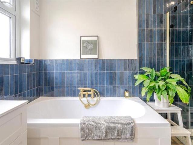 3 bedroom terraced house for sale in Priory Close, Beckenham, BR3