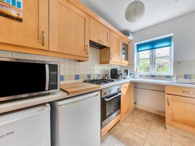 3 bedroom terraced house for sale in Priory Gardens, Exeter, EX4