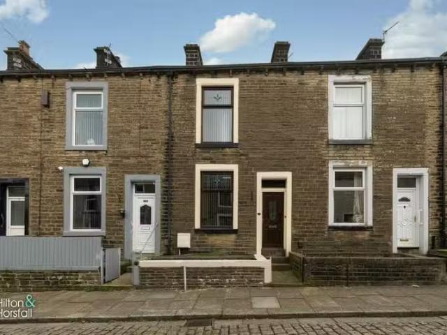 3 bedroom terraced house for sale in Princess Street, Colne, BB8