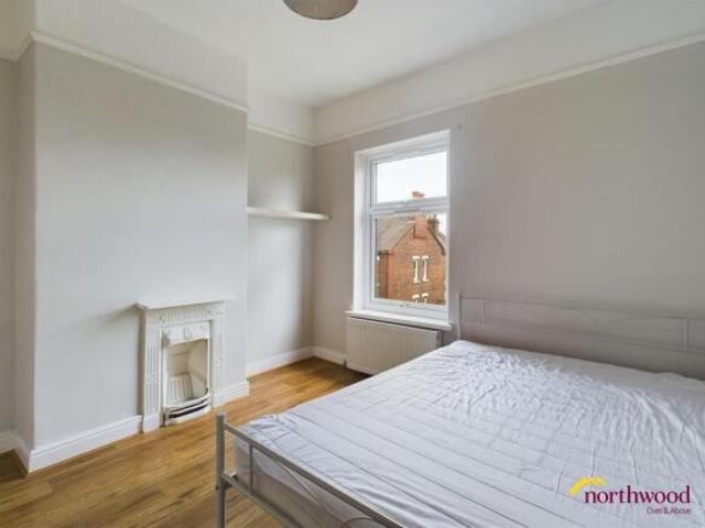 3 bedroom terraced house for sale in Princes Road, Penkhull, ST4