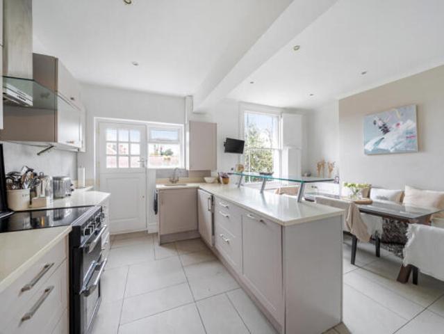 3 bedroom terraced house for sale in Prospect Road, St. Albans, AL1