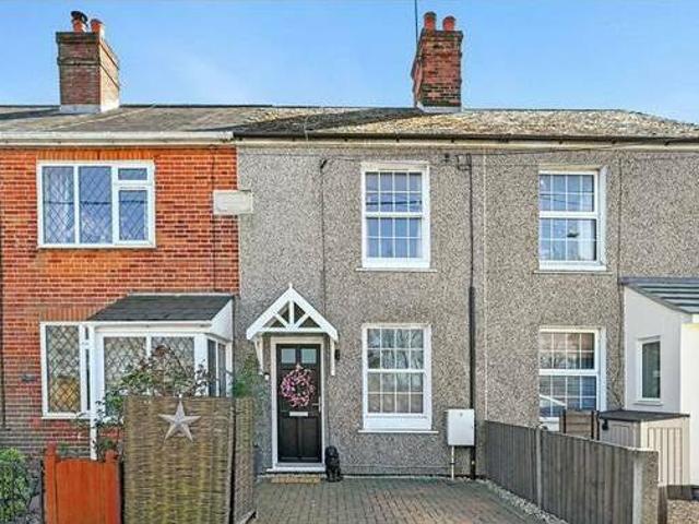 3 bedroom terraced house for sale in Queens Head Road Boxted Colchester Essex CO4